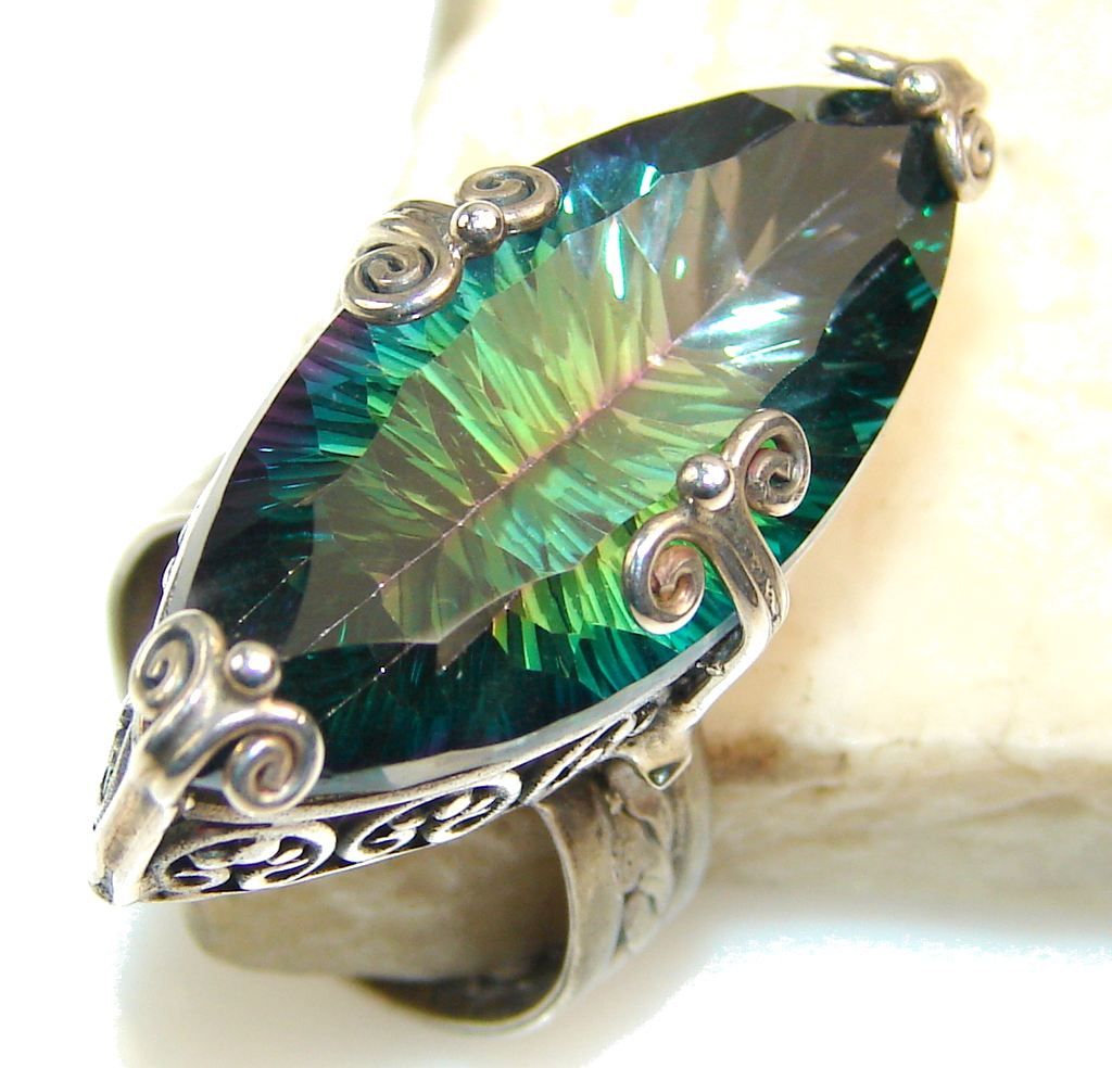 Sweet Color Changing Quartz Sterling Silver Ring S. 6 | Gigatags